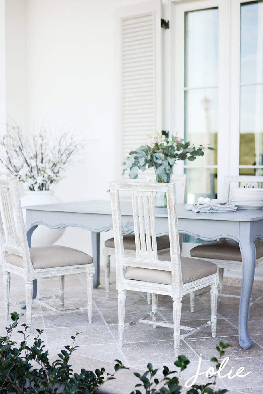 Jolie Paint in French Grey